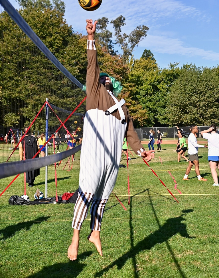 Smashing Quads Photo Contest Winners! – Sacramento Outdoor Volleyball